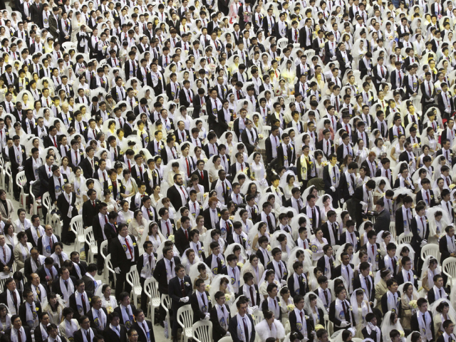 Südkoreanische Moon-Sekte feiert umstrittene Massenhochzeit | 1815.ch