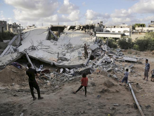 Israel verstärkt Angriffe auf Ziele im Gazastreifen | 1815.ch
