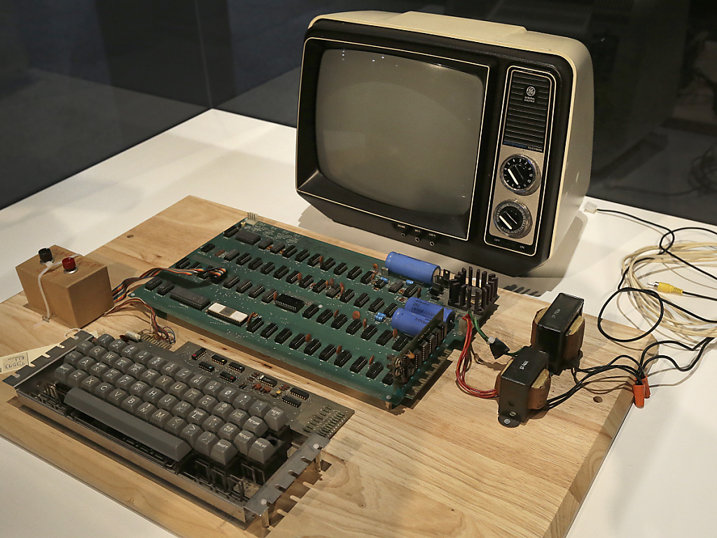 Witwe entsorgt raren Apple-Computer von 1976 | 1815.ch