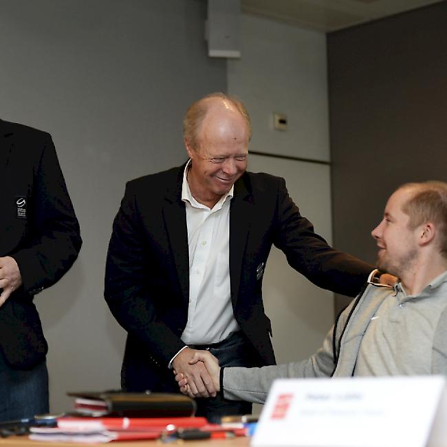 Peter Lüthi (Mitte) im Januar 2014 mit Sean Simpson und Mathias Seger.