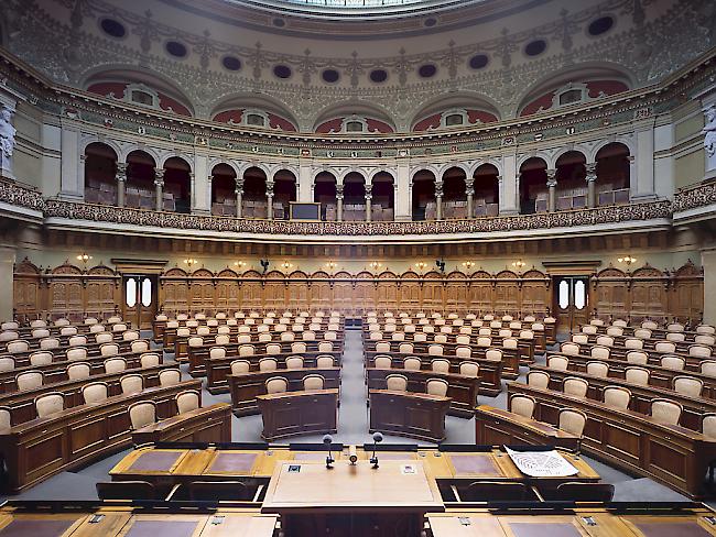 Das neue Parlament nimmt die Arbeit auf | 1815.ch