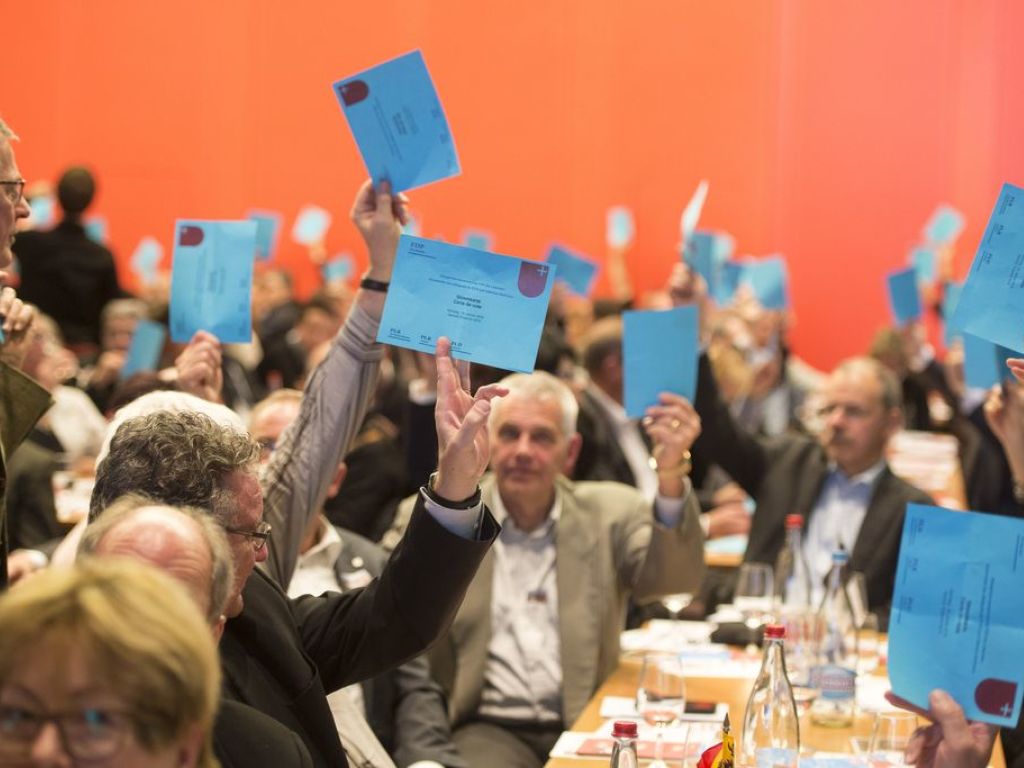 FDP Schweiz diskutiert über Wirtschaft und die bilateralen Verträge ...