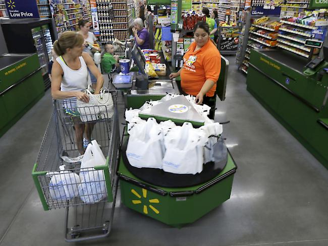 US-Konsumenten halten ihr Geld im Juni zusammen | 1815.ch