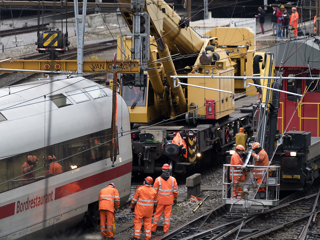 Nach ICE-Entgleisung in Basel Reparaturarbeiten in vollem Gang | 1815.ch