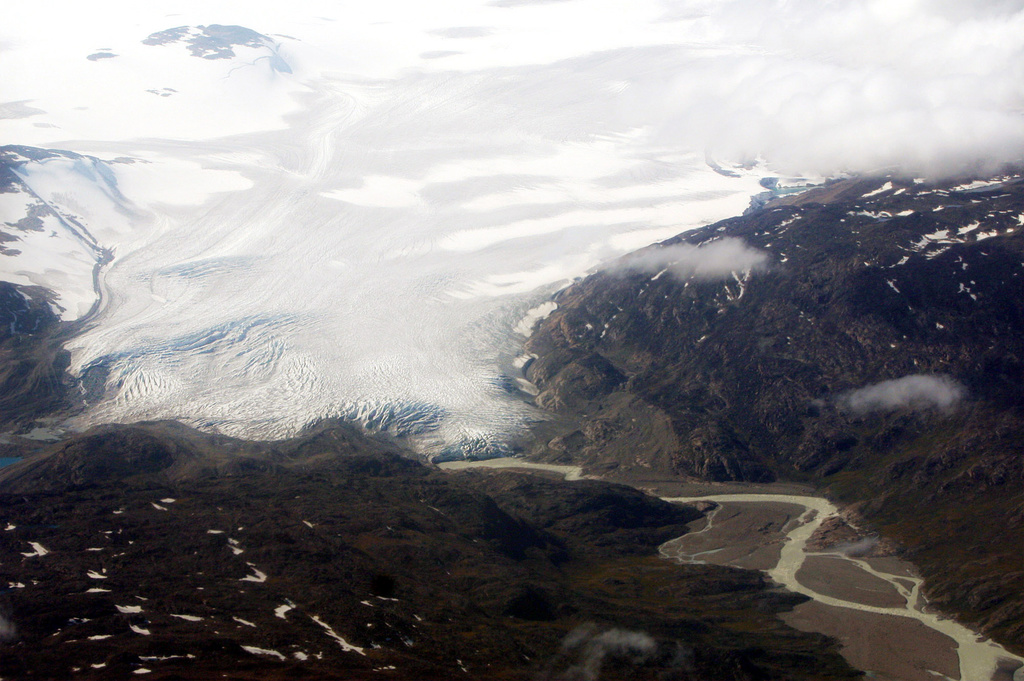 Gletscher verlieren jedes Jahr 335 Milliarden Tonnen Eis | 1815.ch